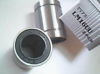 LM16UU LM16 16*28*37 直线线性运动轴承内径16外径28长度37毫米