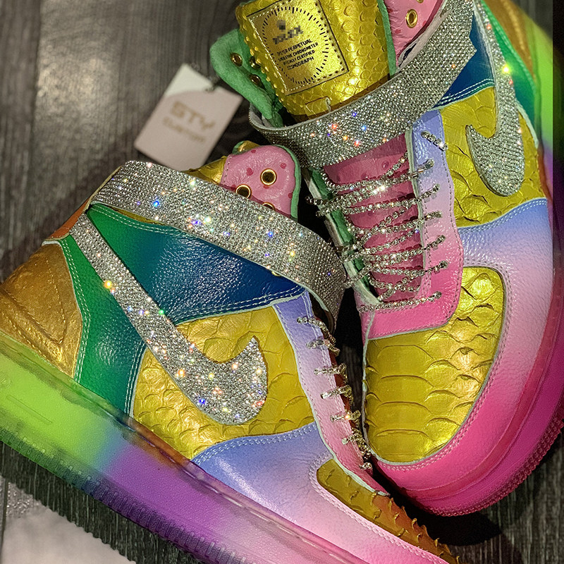Nike Air Force AF1纯白耐克空军一号运动鞋板鞋 水钻彩虹迪通拿