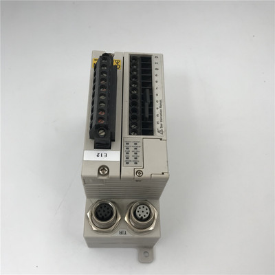 基恩士KEYENC安全控制器 SL-R11G 成色漂亮 实拍