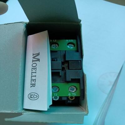 CVS系列3P塑壳断路器，40A~250A，实物图片，