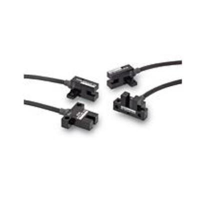 PIM694 PM1707 PM1708 IFM易福门 大量 模拟量