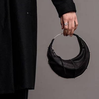 Maurizio Amadei 银色环形把手小香蕉袋 牛皮 工匠 意大利