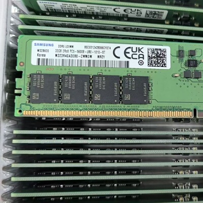 三星M323R4GA3EB0-CWM 32G 2RX8 PC5-5600B DDR5 UDIMM台式机内存