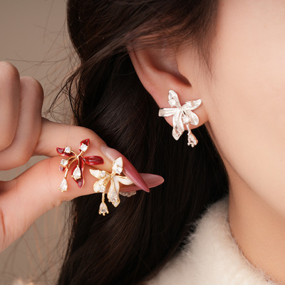 18k真金电镀锆石滴油花朵耳环