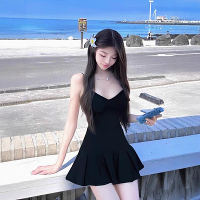 TZ6898纯欲风辣妹V领收腰显瘦吊带连衣裙女高级感气质A字短裙子