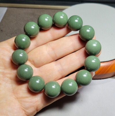 Z020201 新疆的猫86.5克·R16高密顶细油糯独特枣叶青色霸气手串