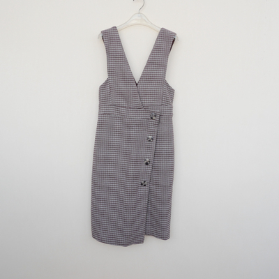 正品超值秋冬厚柔到膝无袖连衣裙