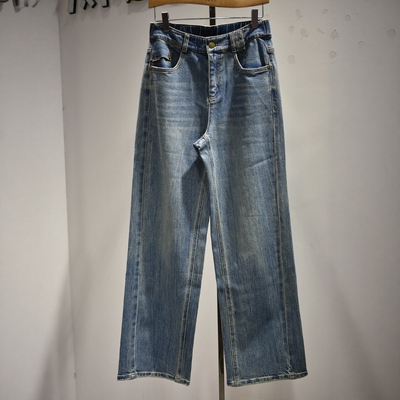 V美女装品牌2026早秋新款专柜时尚舒适直筒阔腿牛仔裤M7620