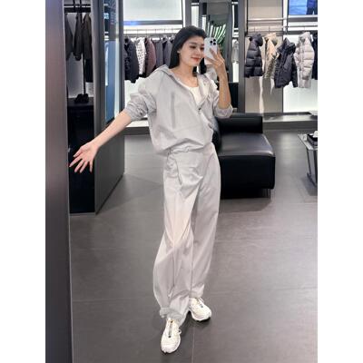 高级感运动套装女夏季薄款时尚户外休闲冲锋衣防晒外套裤子两件套