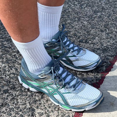 ASICS亚瑟士男女跑步休闲运动鞋