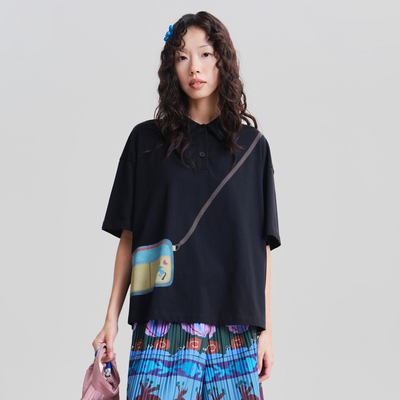 MOVEUP幻走2026春季新款.FUN系列纯棉翻领斜挎包印花短款T恤女