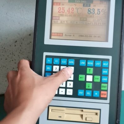 议价Lab Tester恒温恒湿干燥箱控制器LabTester可维修