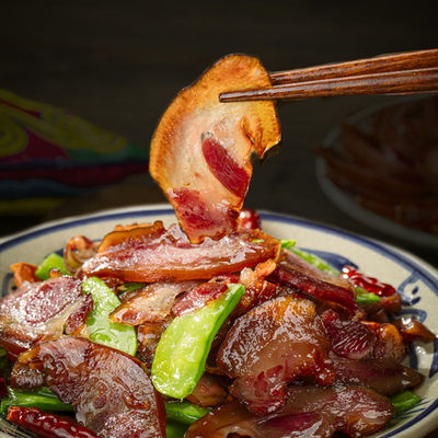 农村古法腊猪拱嘴正宗四川特产烟熏猪头肉腊猪脸猪鼻嘴尖腊肉腊味