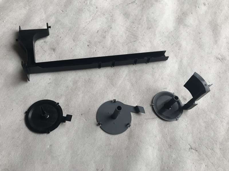 宝骏310W 1.2 排量变速箱导油槽 塑料垫子 导油盘 变速器附件