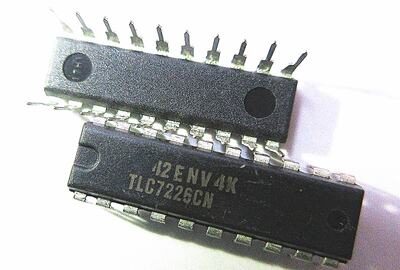 晟记 LC7226CN TLC7226 DIP-20 数模转换器