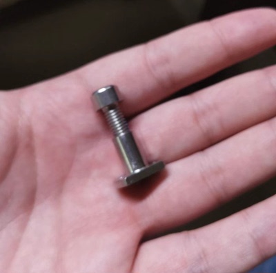 卜威tdf420尾勾用紧固螺丝1螺丝+1螺母