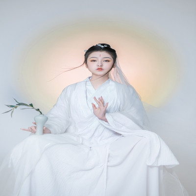 王洪旗2024雪纺古装观世音白色