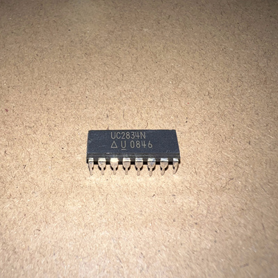 UC3834N UC2834N 高效率线性稳压器集成IC 进口双列直插脚DIP封装