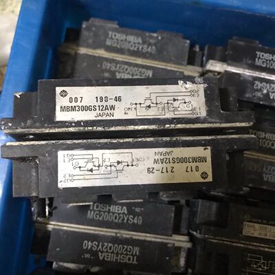 议价MBM300GS12AW日立原装拆机包好拍前请询价可维修