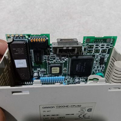 议价OMRONPLC控制器C200HE-CPU32主板，拆机件实物图 二手