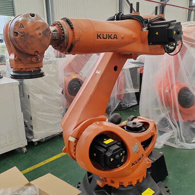 库卡 KR210 R2700 负载210kg 工作区域269议价