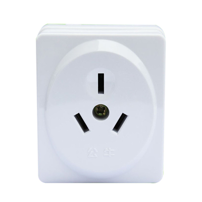明装公牛明装10A三孔插座两白色