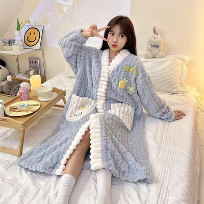 睡裙女秋冬季珊瑚绒2025新款加厚保暖睡袍中长款甜美家居服可外穿