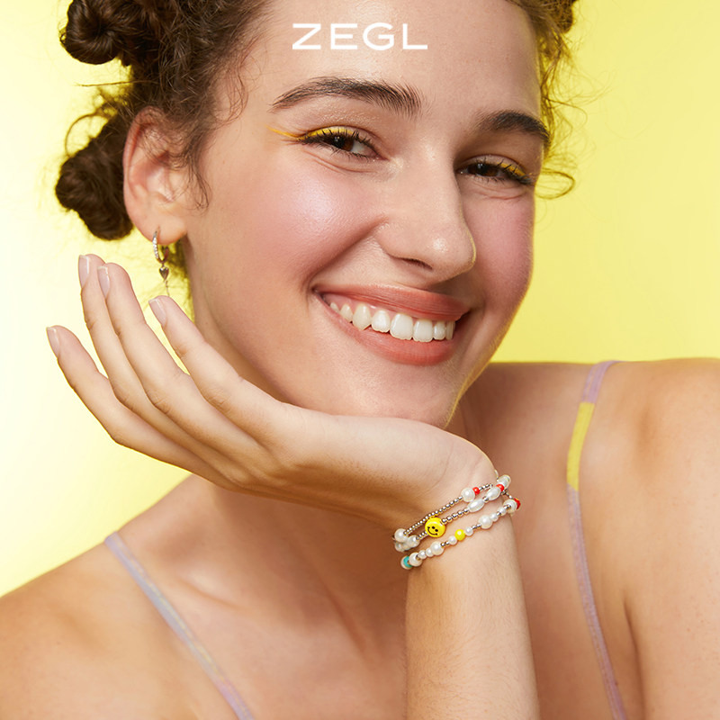 ZEGL设计师彩虹串珠手链女生夏日多巴胺穿搭人造珍珠彩色小熊手饰_虎窝淘