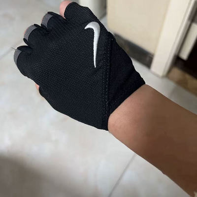 Nike 耐克 Gym Essential 女子健身训练空中瑜伽手套 黑色 AC4239