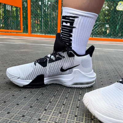 NikeAIRMAXIMPACT3篮球鞋