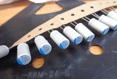 680UF 22V 台湾ELITE 固态GS1P681MP30817S 低阻代 25V680UF 8X17