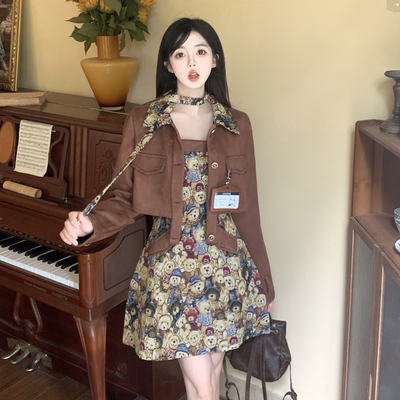2026春款胖mm小熊焦糖美拉德提花美式复古学院风收腰显瘦连衣裙女
