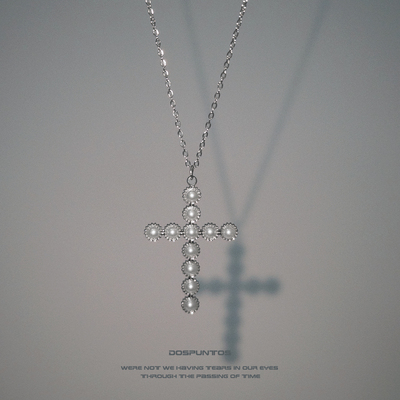 DosPuntos钛钢珍珠十字架项链