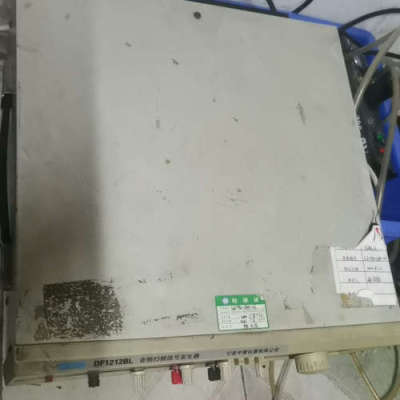 台州设备中策DF1212BL音频扫频信号发生器，开机，