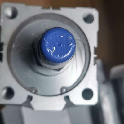 台州设备亚德气缸ACQX200SB，处9个