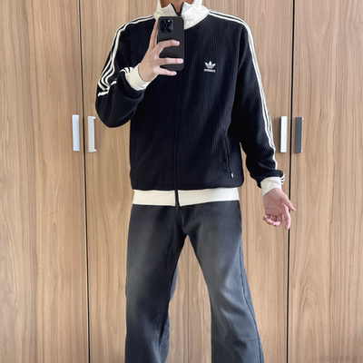 Adidas黑色男女时尚条纹外套