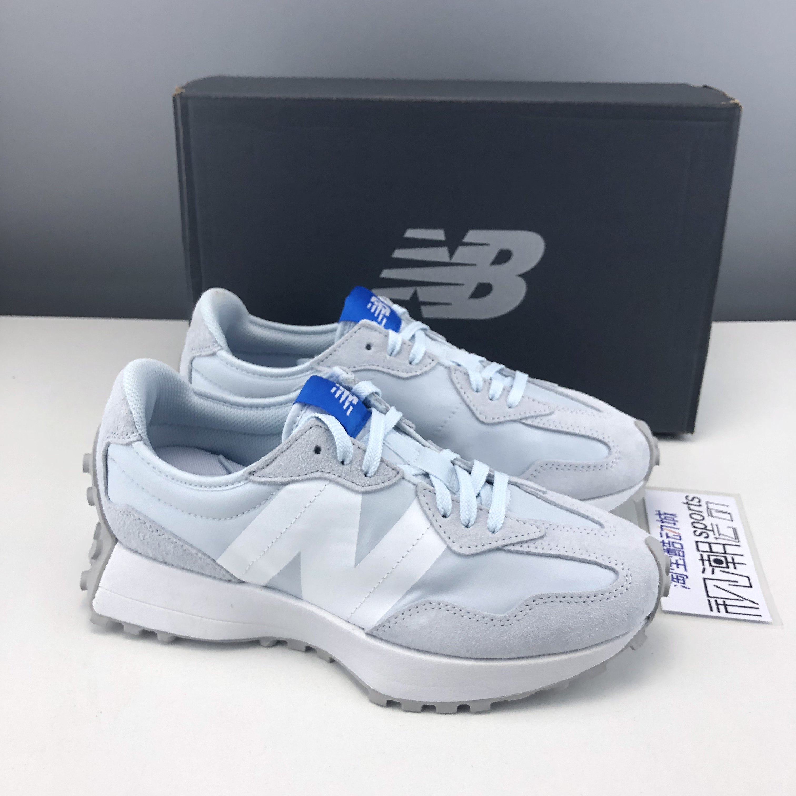 NEW BALANCE NB327系列浅天蓝女耐磨复古低帮休闲跑步鞋 WS327BN_虎窝淘