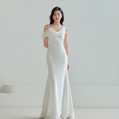 Nomeives 2026新款白色晨袍单肩显瘦鱼尾缎面新娘轻婚纱晚礼服女