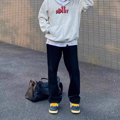 高街vibe简约纯黑色牛仔裤