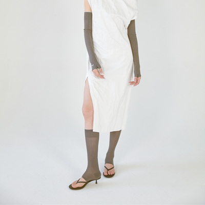 SIOICIKI半脚踩脚袜纯色miu