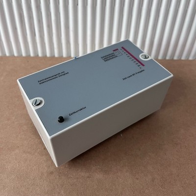 1x tekmar 1047..2 Zentralsteuerger?t mit elektronischem Zeit