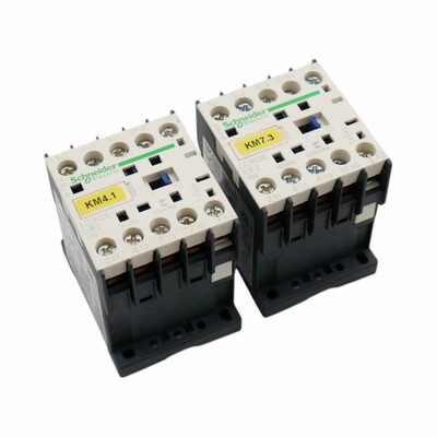 2x Schneider Electric LC1K06 50/60Hz Leistungsschütz / Powe