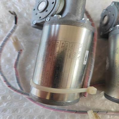 售前询价议价德恩科GR53X30电机实物拍摄 成色如图拆机下来的