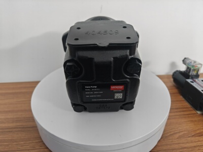 美国原装VICKERS/威格士 叶片泵25V-12A-1B-22R 25V-10A-1B-22R