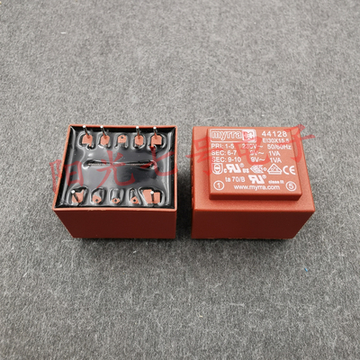 法国myrra 230V转2x9V 2x1VA电源变压器 44128