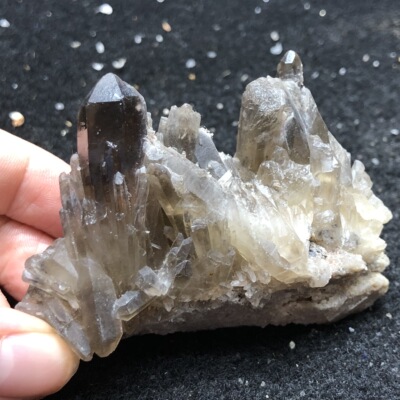 125.8gNatural crystal tea Topaz rough smoky crystal Obelisk
