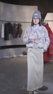 【清雅淡色】SHYNESS SPACE原创设计师白鸭绒羽绒服外套25TL4307