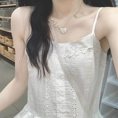 茶歇法式白色刺绣连衣裙女夏温柔风气质收腰仙女绝美初恋吊带长裙
