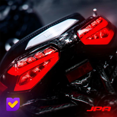 适用于23-24款XMAX300改装印尼JPA尾灯  XMAX升级LED尾灯 后尾灯