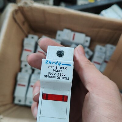 正浩ZHRDQ RT18-63X熔断器支持件，14x51mm--议价商品